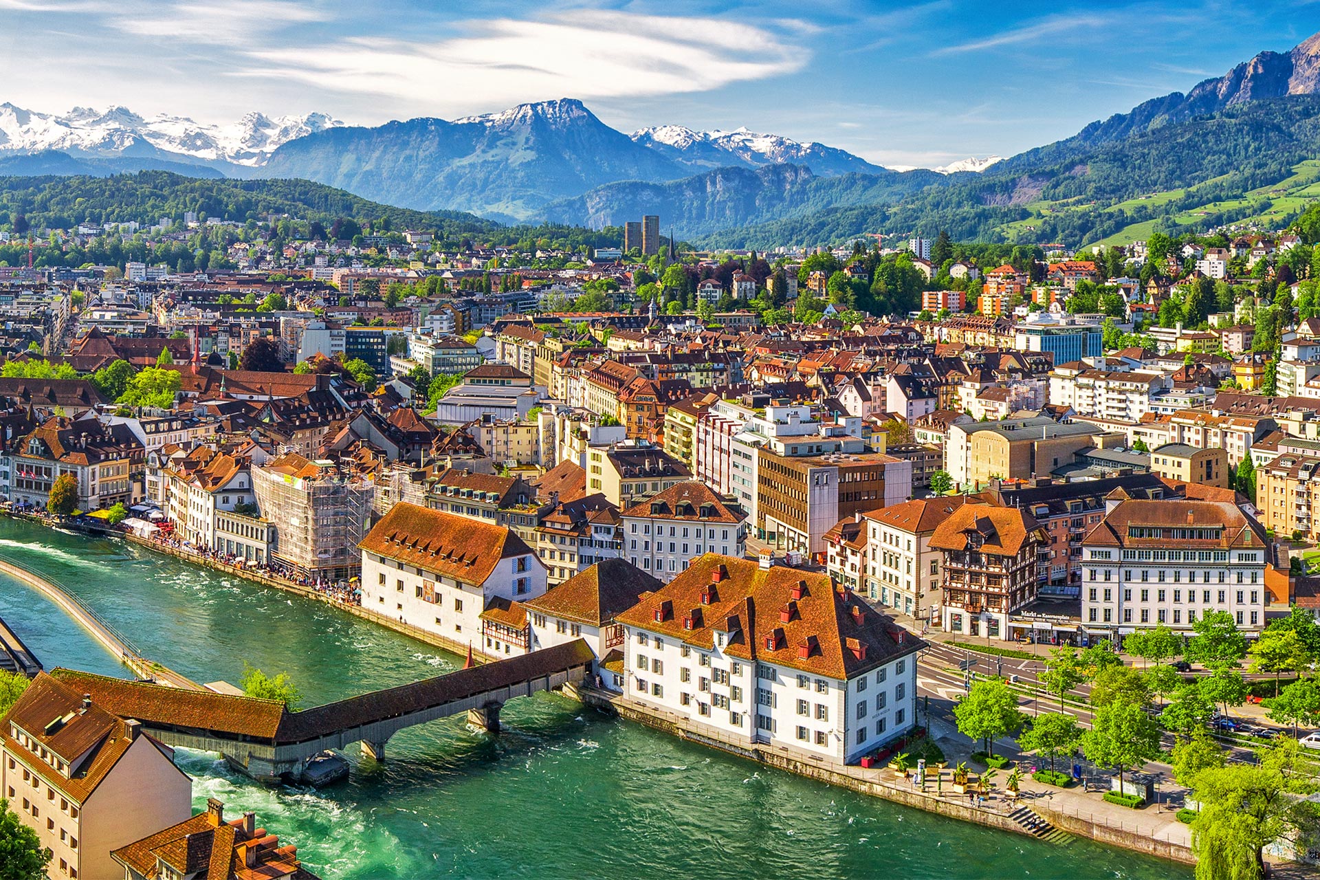 Oferte Vacanta & Sejur Lucerna 2025 - 2026 | Eturia